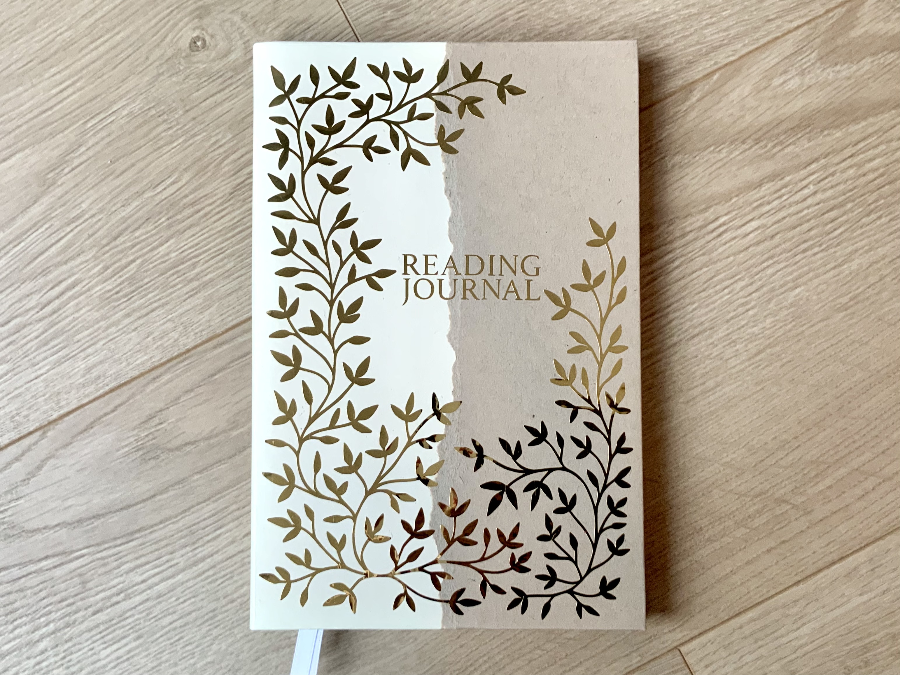 How to set up a Reading Journal – Petites Pensées Papeterie